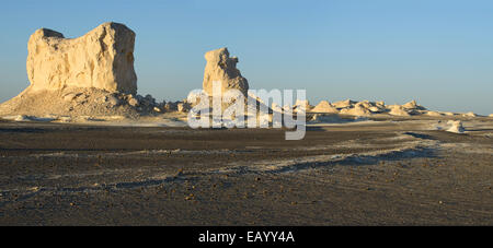 Cretaceous rocks of the White Desert, Sahara, Egypt Stock Photo - Alamy