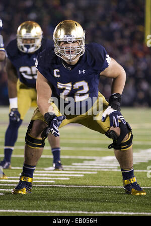 Notre Dame center Nick Martin, far right, lines up during practice ...