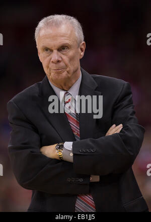 Wisconsin Badgers Head Coach Bo Ryan looks on during an NCAA college ...