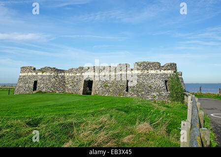 Neptune´s Tower, a folly built on the cliff above Kingsgate Bay ...