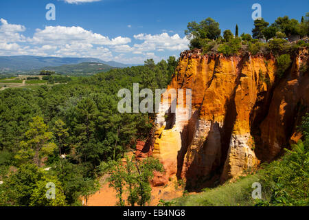 Red rocks around village of Roussillon, Provence, France Stock Photo ...