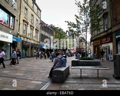 Murray Place pedestrian shopping precinct, Stirling, Scotland Stock ...