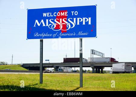MS, Mississippi, Welcome sign, state line, border, crossing Stock Photo ...