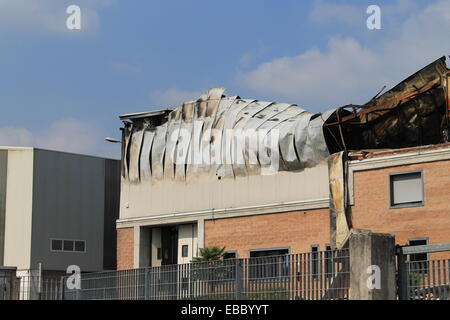 outdoor industrial warehouse destroyed by fire Stock Photo - Alamy