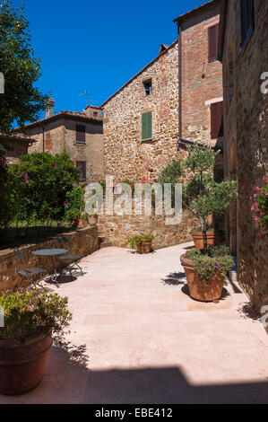 Castelmuzio, Tuscany, Italy Stock Photo - Alamy