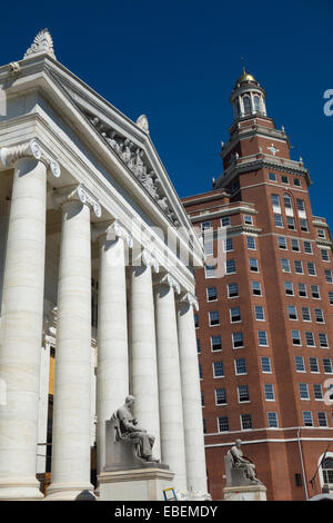 The exterior of the New Haven County Courthouse, in downtown New Haven ...