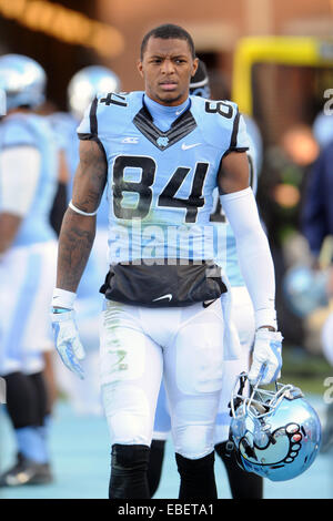 North Carolina wide receiver Bug Howard runs a drill at the NFL ...
