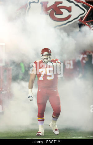 Kansas City Chiefs guard Mike Caliendo warms up before an NFL football ...