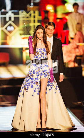 Czech models present creations inspired by fashion of 30ies during ...