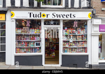 Old- fashioned traditional sweet shop at Lyndhurst in the New Forest ...