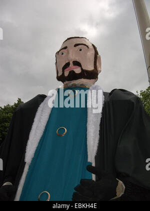 Mid-summer solstice parade of giants in Chester City Stock Photo - Alamy