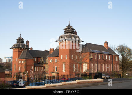 Newcastle Enterprise Centres i4, Quayside, in Victorian school building ...