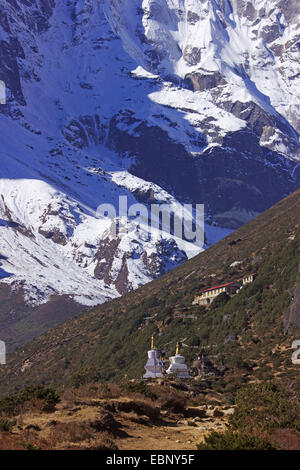 Stupa, Thame Monastery, Thame, Nepal Stock Photo - Alamy