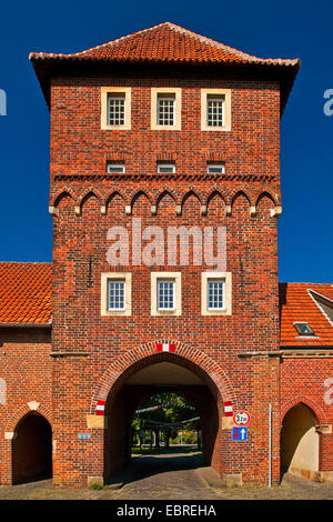 medieval town gate Walkenbrueckentor, Germany, North Rhine-Westphalia ...