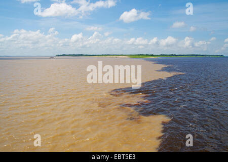 Confluence of the Rio Negro and the Amazon, Manaus, Amazonas state ...