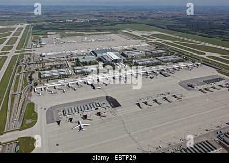 Germany, Bavaria, Munich, airport Franz Joseph Strauss, terminal 2 ...
