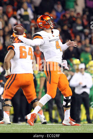 November 29, 2014 - Oregon State University head coach Mike Riley ...