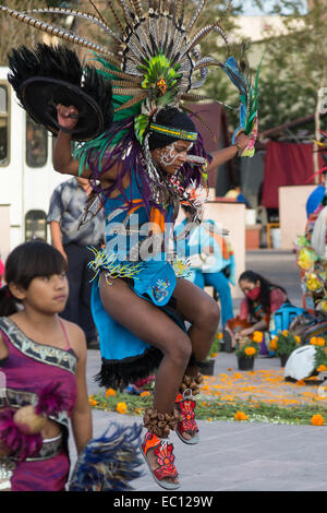 Woman dancing Indian dance in national dress. A beautiful girl portrait ...