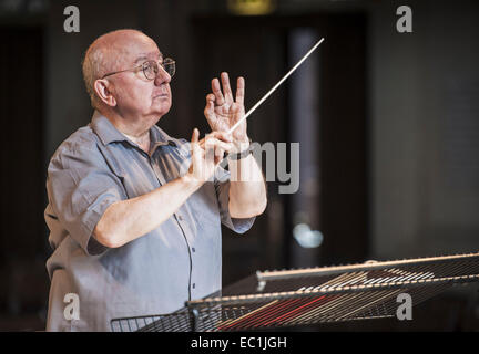Anthony Halstead, conductor, with The Hanover Band, St John's Smith ...