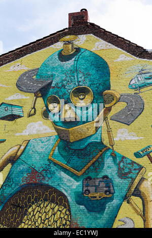 Robot mural of street art artist Pixel Pancho, Düsseldorf, North Rhine ...