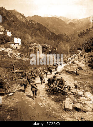 US Infantry moving up on Biak Stock Photo - Alamy