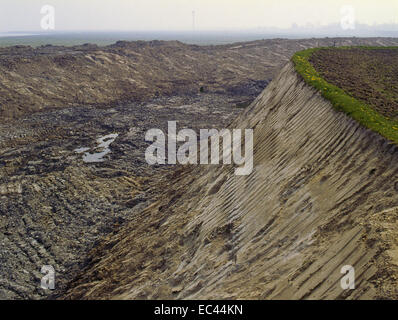 dyke construction elbe Stock Photo - Alamy