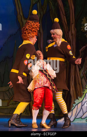 Wayne Sleep as Dandini. Dress rehearsal of the pantomime Cinderella ...