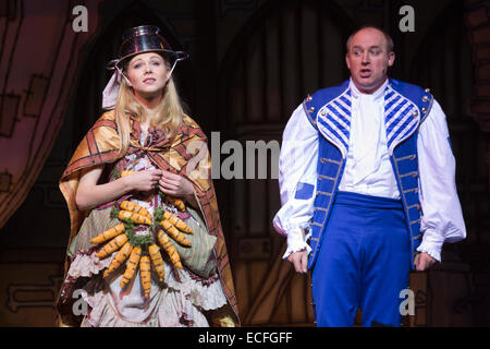Comedian Tim Vine as Buttons. Dress rehearsal of the pantomime ...