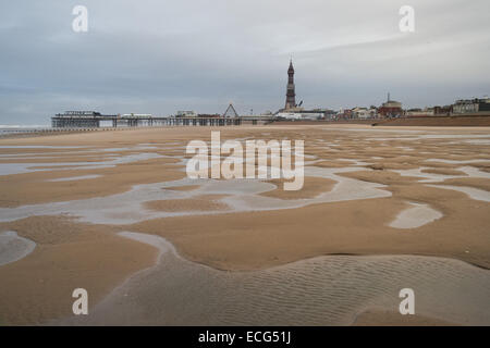 Blackpool, UK. 14th December, 2014. UK Weather: A cold and wet morning ...
