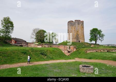 France, Aisne, Guise, castle and dungeon of the 10th century, remains ...