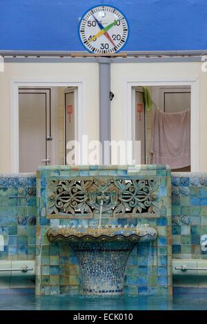 round swimming pool Stock Photo - Alamy