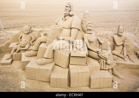 The Simpsons sand sculpture on beach in Spain Stock Photo - Alamy