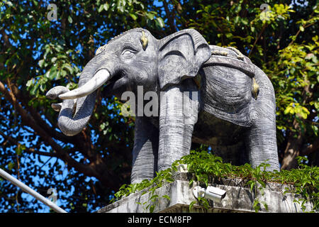 Elephant statue at Wat Lam Chang Temple in Chiang Mai, Thailand Stock ...