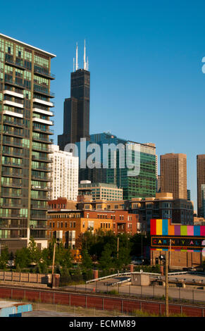 Sears Tower (center), now Willis Tower, as it appeared in 2003 with ...