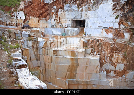 Marble mine in rainy season in Carrara, Italy Stock Photo - Alamy