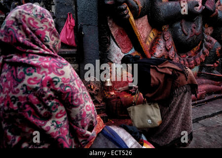 Devotees at Hindu temple, Durbar Square, Kathmandu, Nepal Stock Photo ...