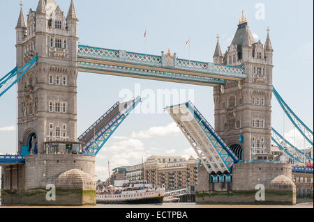 As Tower Bridge lifts merchant vessel Balmoral passes under heading ...
