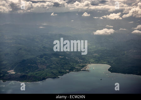 Aerial view of Maimon Bay Cruise Ship terminal and Riu Resorts ...