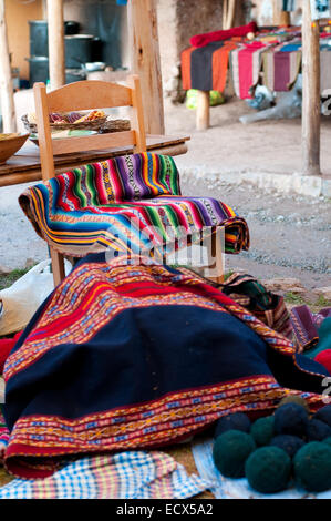 Aztec Indian rug with colorful wool and exquisite patterns made in ...