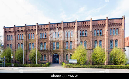 Main building of the architecture department, Jade University ...