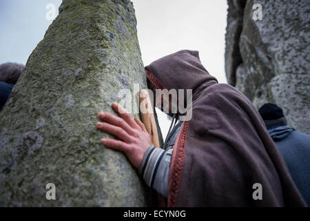 Stonhenge, Wiltshire, UK. 22nd Dec, 2014. Modern-day Druids, pagans and ...