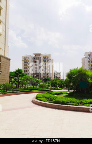 Low angle view of garden footpath from ground level Stock Photo - Alamy