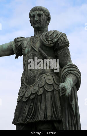 Rome, Bronze statue of emperor Caesar Nervae Trajan, Forum of Caesar ...