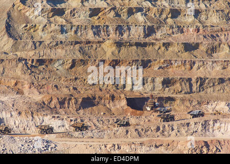 Open pit copper mine, Ray Mine, ASARCO Grupo Mexico, Ray Operations ...