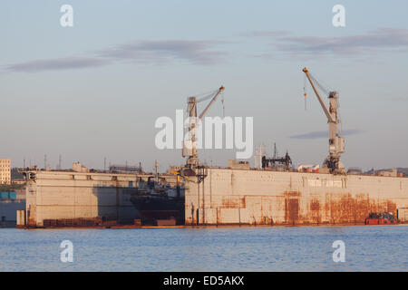 Repair floating dock Stock Photo - Alamy