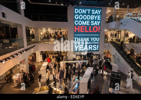 An H&M store is seen in Manhattan, New York City Stock Photo - Alamy