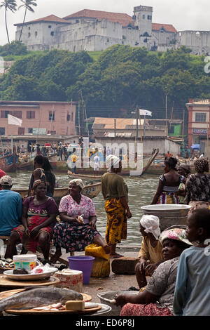 Fish market, Elmina, Ghana, Africa Stock Photo - Alamy