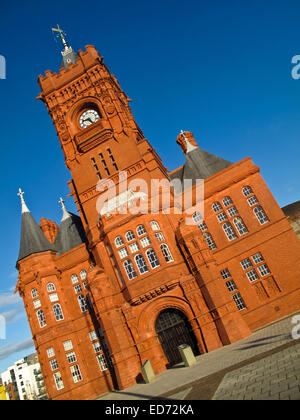 Pierhead building Cardiff Bay Stock Photo - Alamy