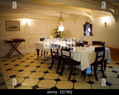 The Captain's day cabin onboard the HMS Victory, Nelson's flagship in ...