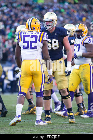 LSU linebacker Kendell Beckwith (52) tackles Mississippi running back ...